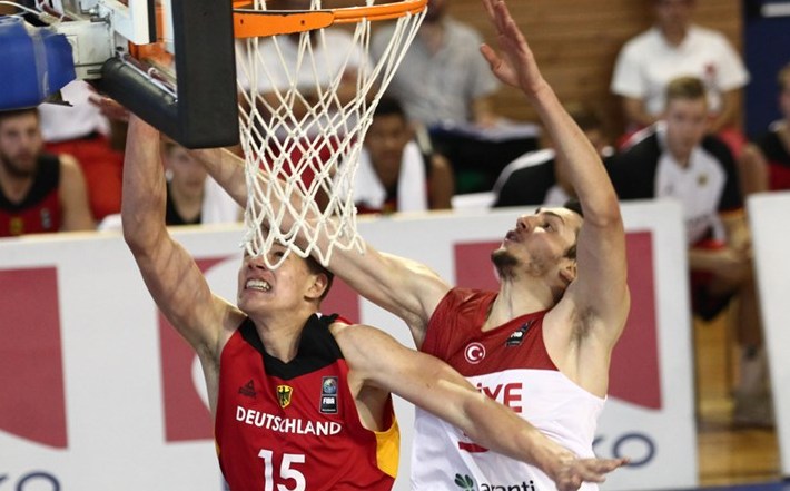 «Προσγείωσε» Τουρκία η Γερμανία - Basketa.gr