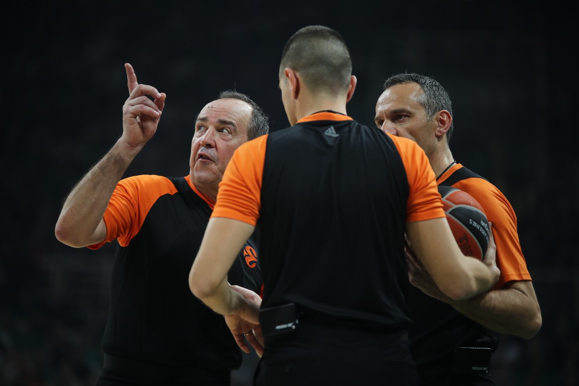 Ευρωλίγκα: Οι διαιτητές σε Βελιγράδι και ΣΕΦ για τα Game 3 - Basketa.gr