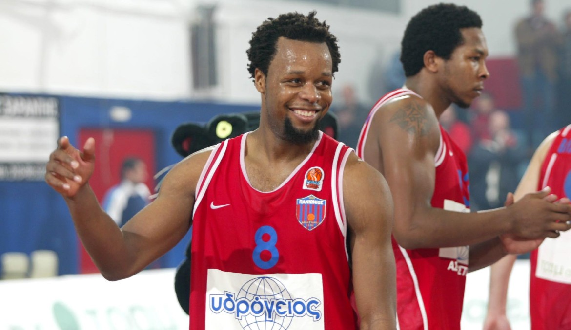 Έφυγε από τη ζωή ο άλλοτε παίκτης του Πανιωνίου, Ρούμπεν Ντάγκλας ...