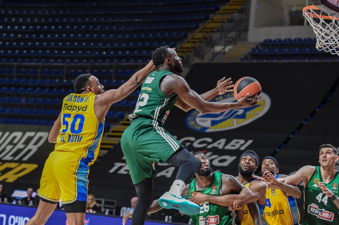 Γκραντ: «Να παίξουμε σκληρά, να παλέψουμε. Αυτό πρέπει να κάνουμε» - Basketa.gr