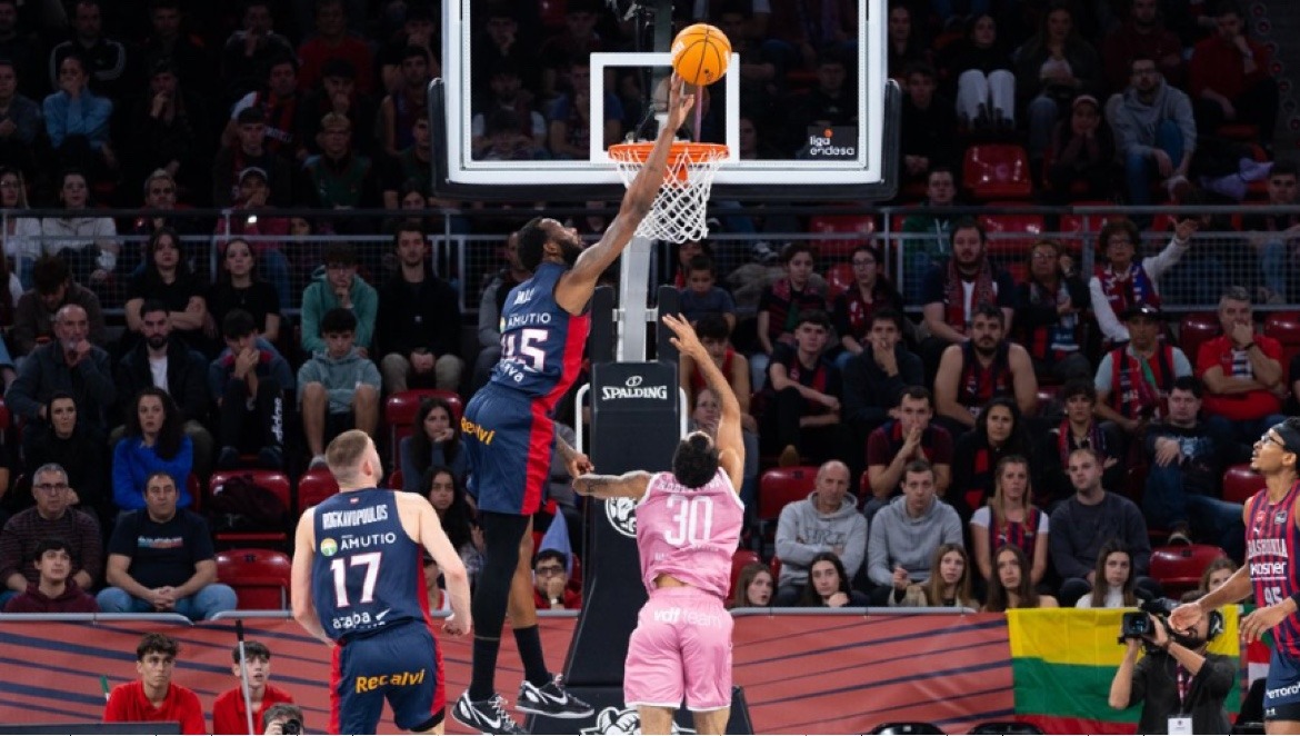 Εντυπωσιακός ο Ρογκαβόπουλος, ήττα όμως για τη Μπασκόνια (vids) - Basketa.gr