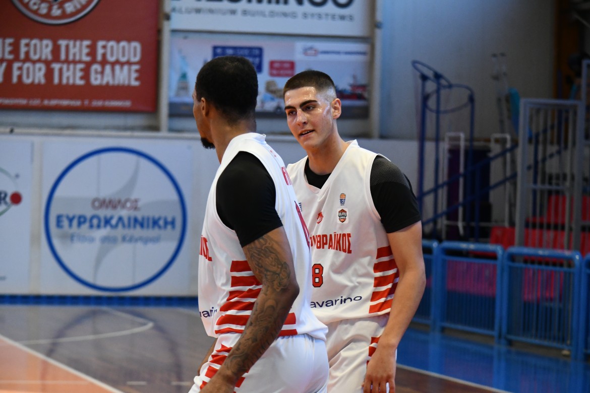 Πανερυθραϊκός: Η τέχνη των τελευταίων χρόνων που γίνεται κάθε χρόνο καλύτερη (vids) - Basketa.gr