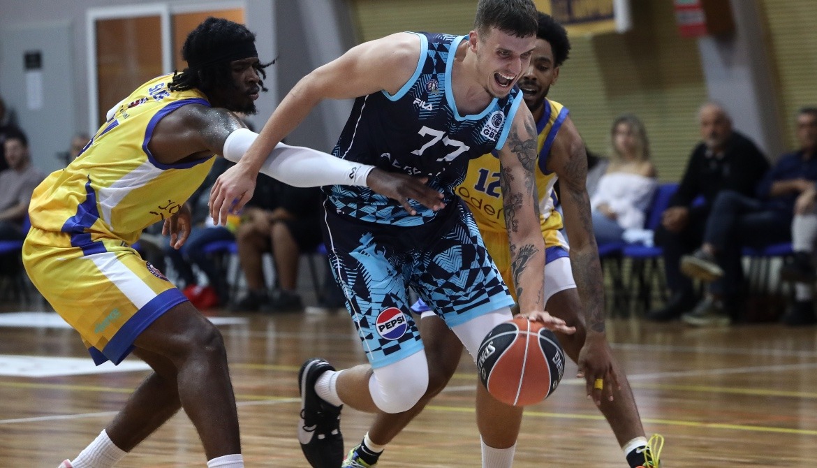 Λαύριο - Κολοσσός 74-82: Με εξαιρετικό Γκάουντλοκ και μεγάλη ανατροπή επέστρεψε στις νίκες (pics ...