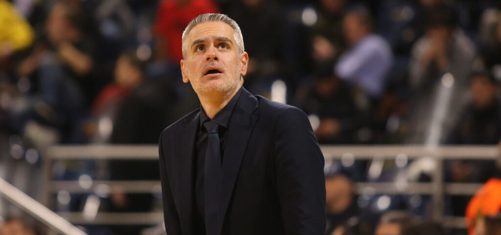 Καστρίτης: «Οι παίκτες μου είναι μαχητές» - Basketa.gr