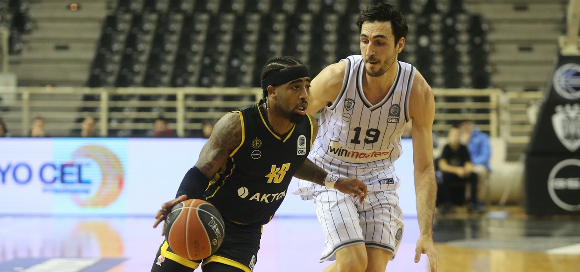 «Μπουρλότο» στο τέλος στην Πυλαία (vids) - Basketa.gr