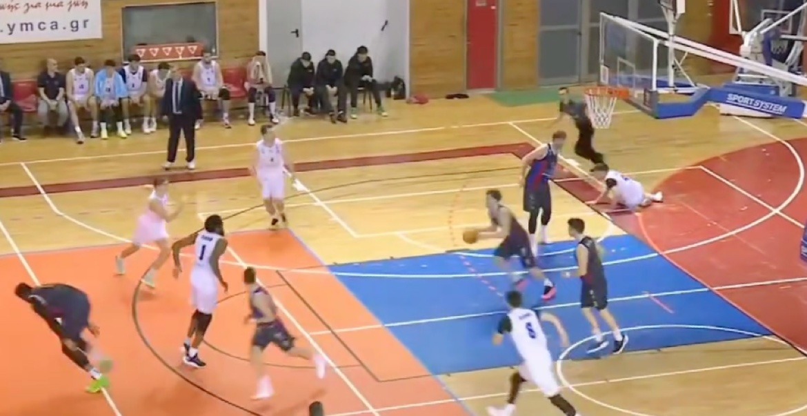 Elite League: Μυθικό buzzer beater του Κωνσταντινίδη (vid) - Basketa.gr