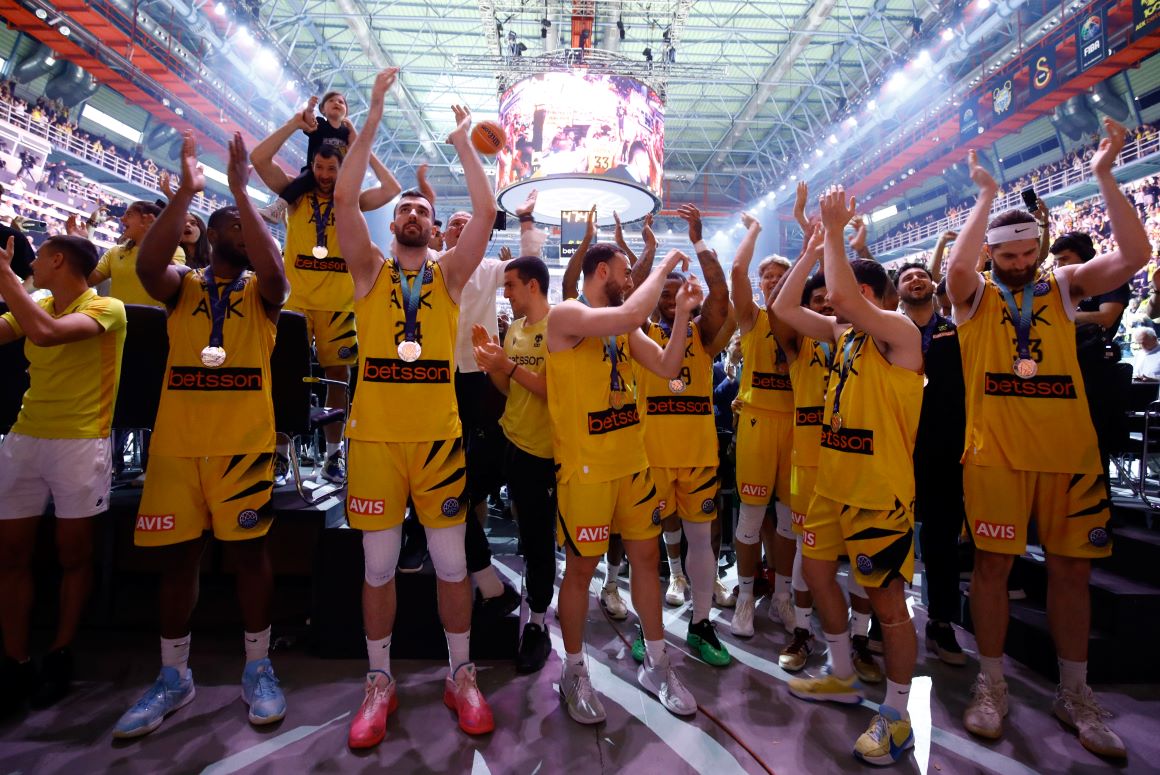 ΑΕΚ: Η στήριξη του κόσμου κόντρα στην Τενερίφη και η αποθέωση στον Σάκοτα (vid) - Basketa.gr