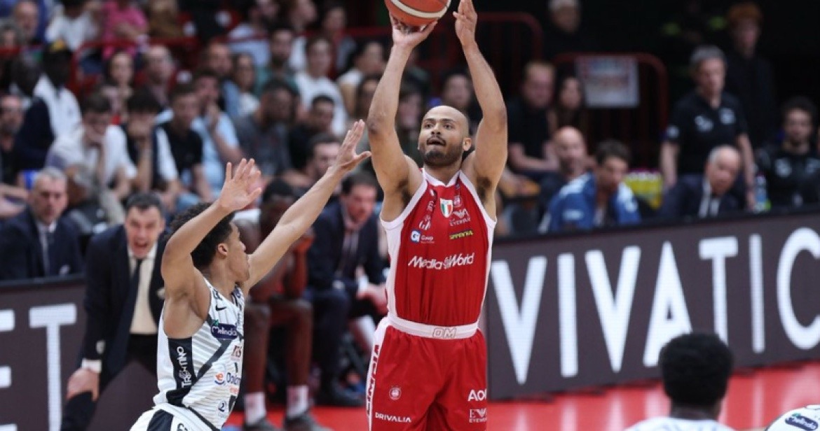 Ο Σιλντς οδήγησε την Αρμάνι στα ημιτελικά - Basketa.gr